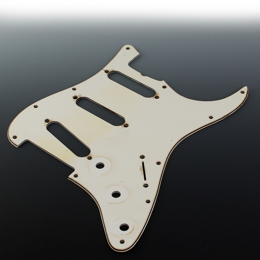 Vintage Relic Aged '64 Wide Bevel Parchment Pickguard :: Charles Guitars