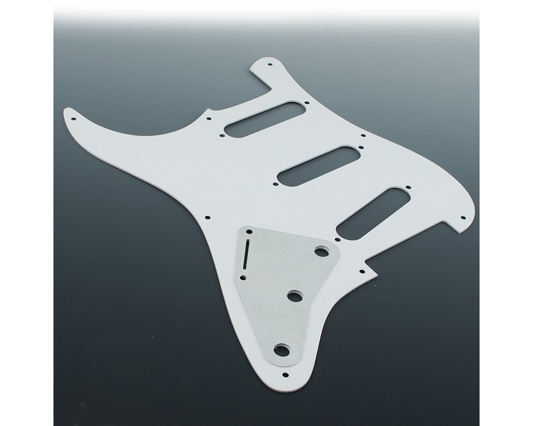 Aluminium 50's Stratocaster Shield Plate :: Charles Guitars