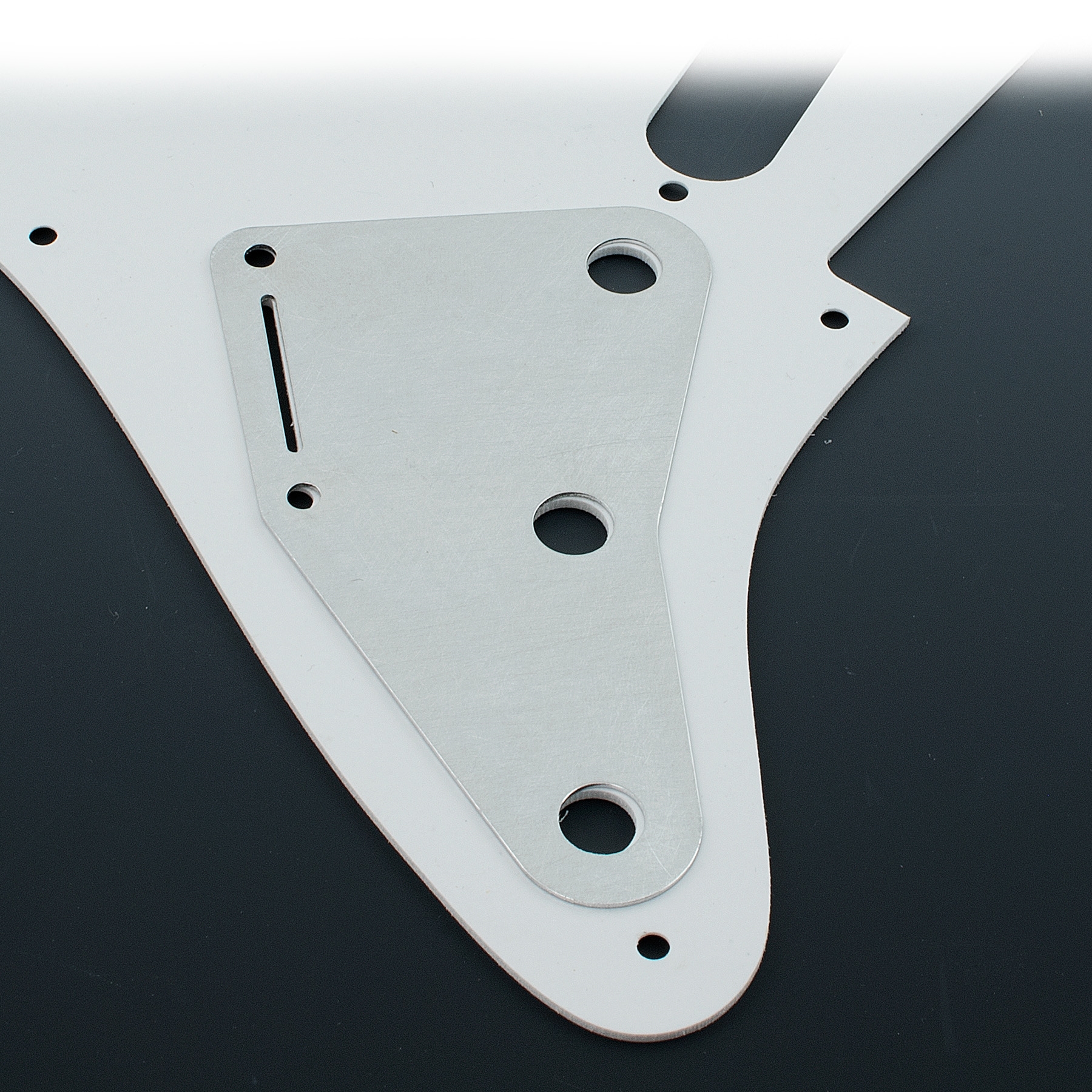 Aluminium 50's Stratocaster Shield Plate :: Charles Guitars
