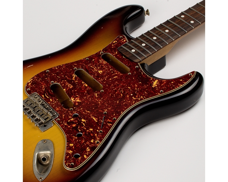 Vintage Relic Aged '62 Red Tortoise Pickguard :: Charles Guitars